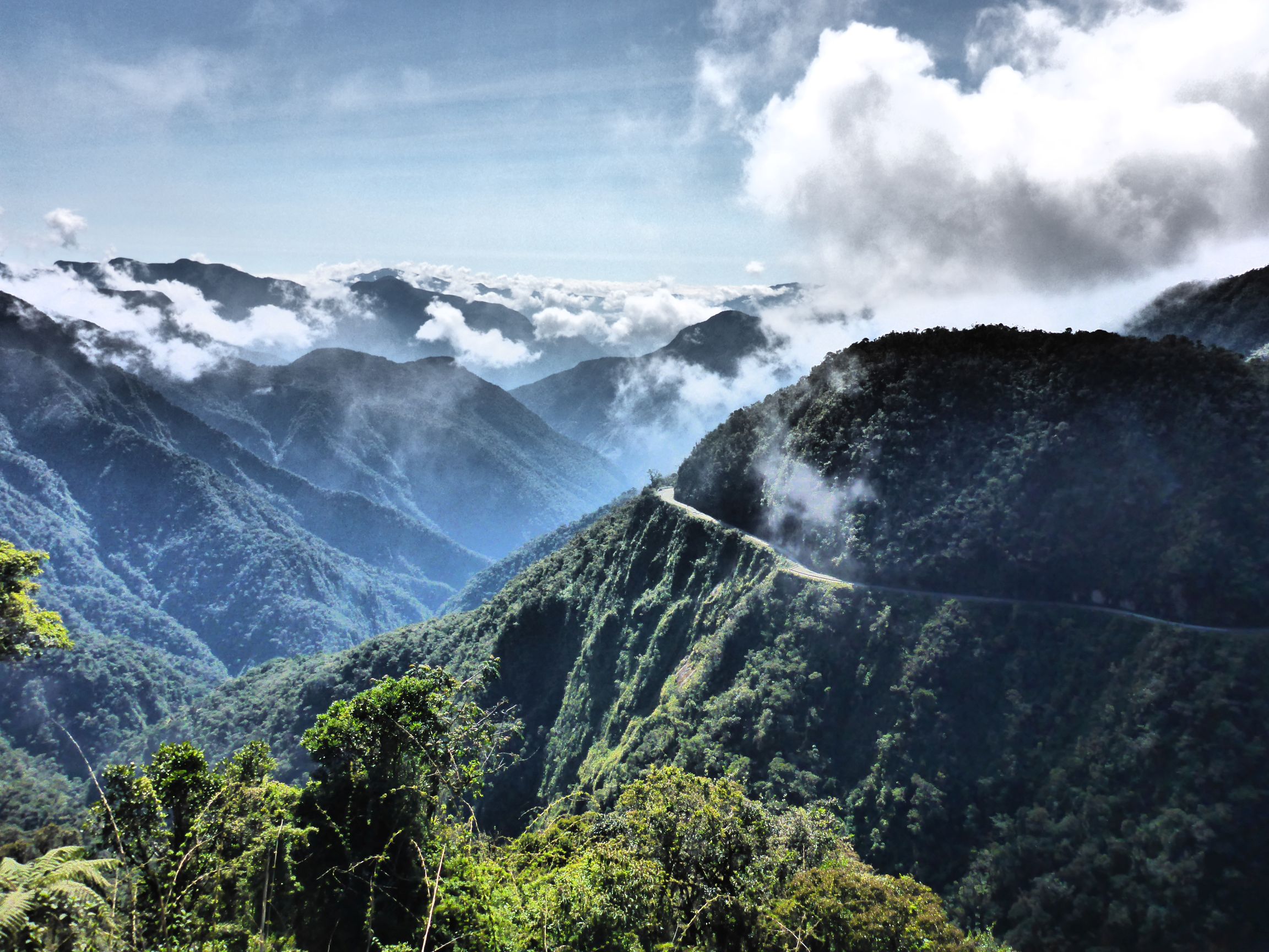 BOLIVIA ROAD CYCLING TOUR | SKY ROADS LA PAZ TO LAKE TITCACA
